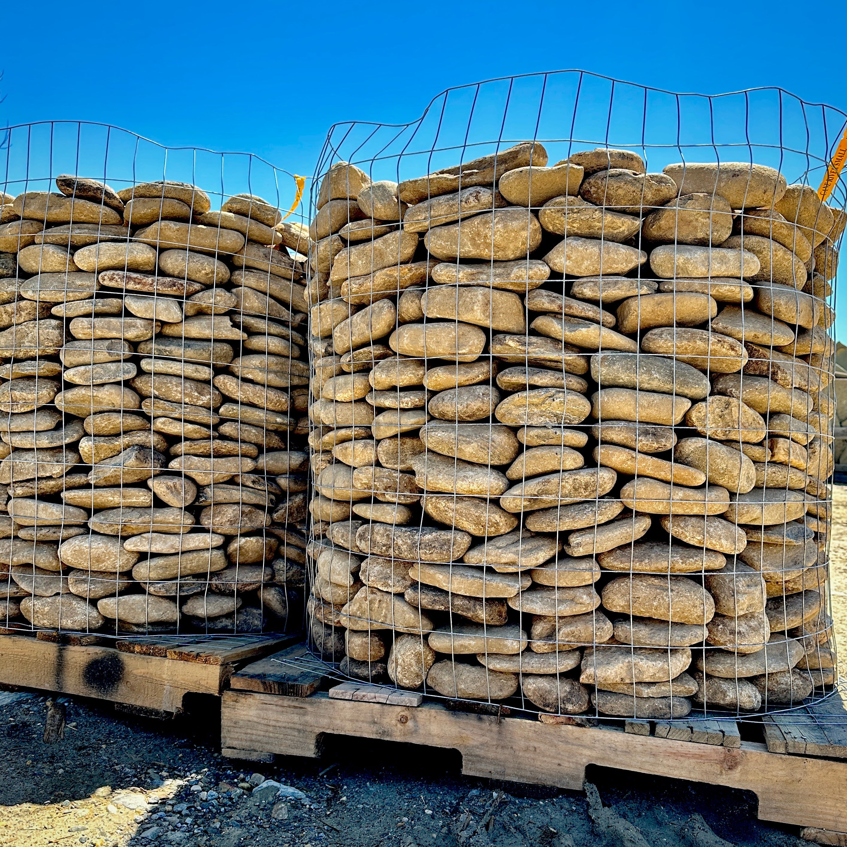 Cane River Thin- 2000 Pound Pallet – Tons Of Stone