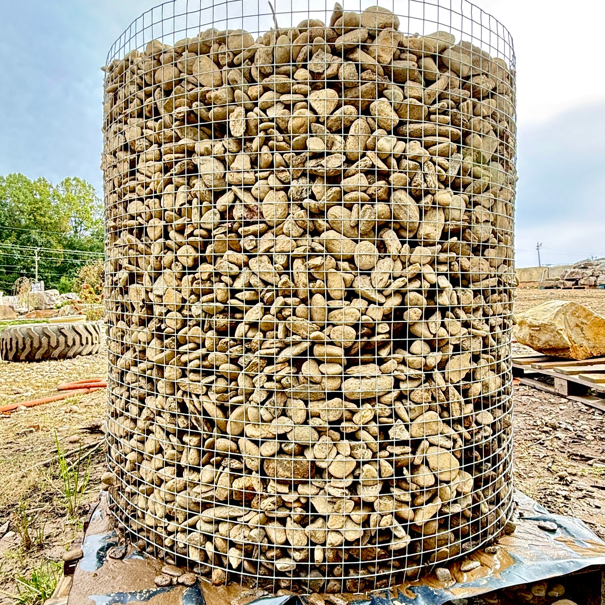 Cane River 1"-3"- 2000 Pound Pallet – Tons Of Stone
