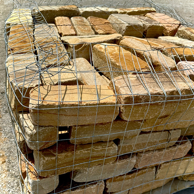 Tumbled Cobblestone Edging- Tan- 2000 Pound Pallet – Tons Of Stone