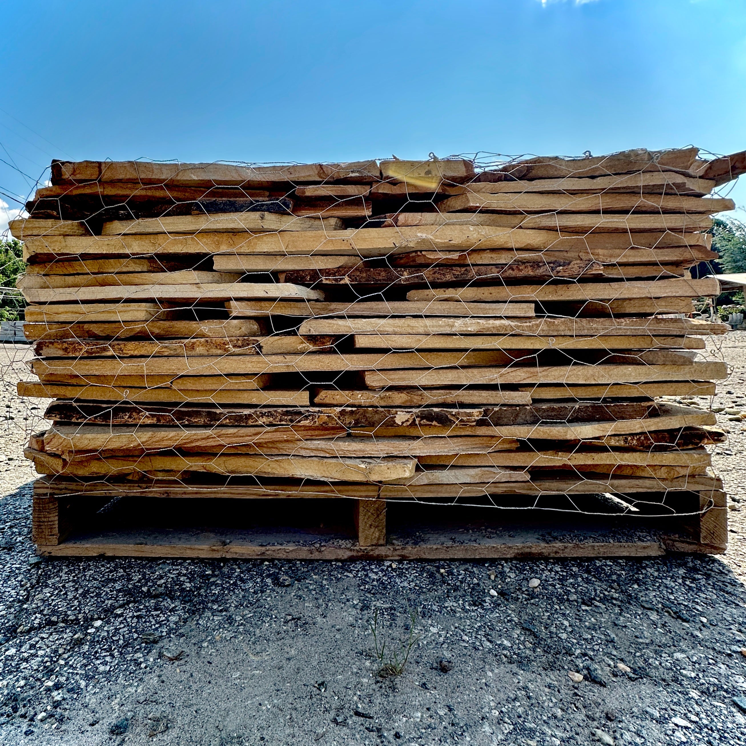 Brown Mountain Flagstone Thin- 2000 Pound Pallet – Tons Of Stone