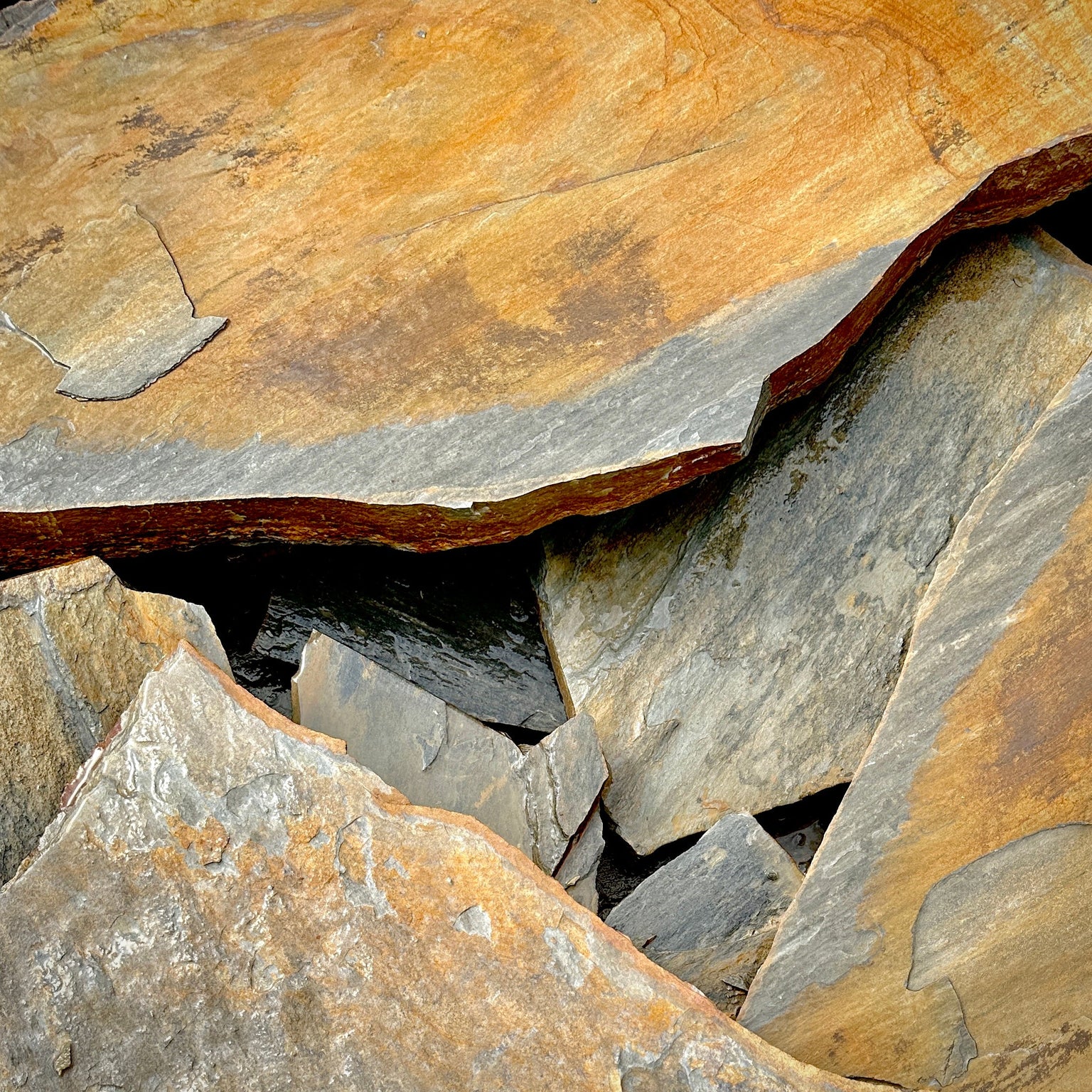 Summer Tan Flagstone- 2000 Pound Pallet – Tons Of Stone