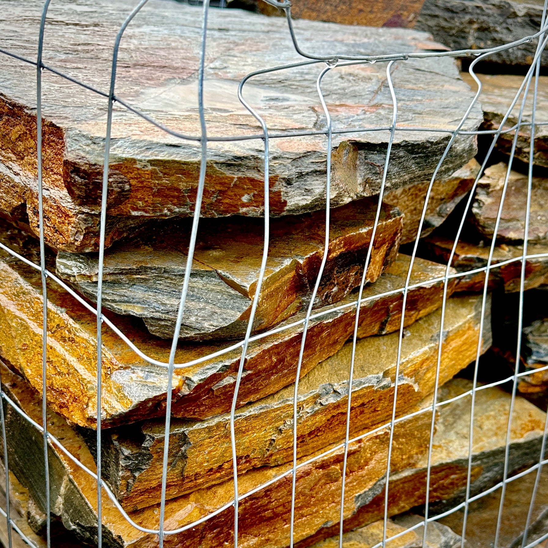 Summer Tan Flagstone- 2000 Pound Pallet – Tons Of Stone