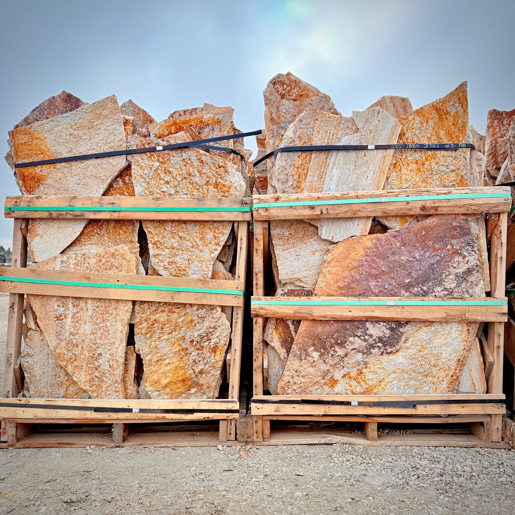 Coppertone Thin Flagstone- 2000 Pound Pallet – Tons Of Stone