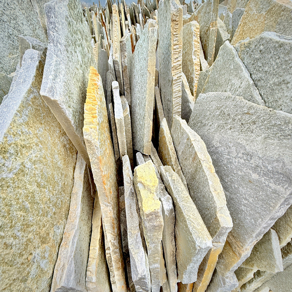 Silver Sparkle Thin Flagstone- 2000 Pound Pallet – Tons Of Stone