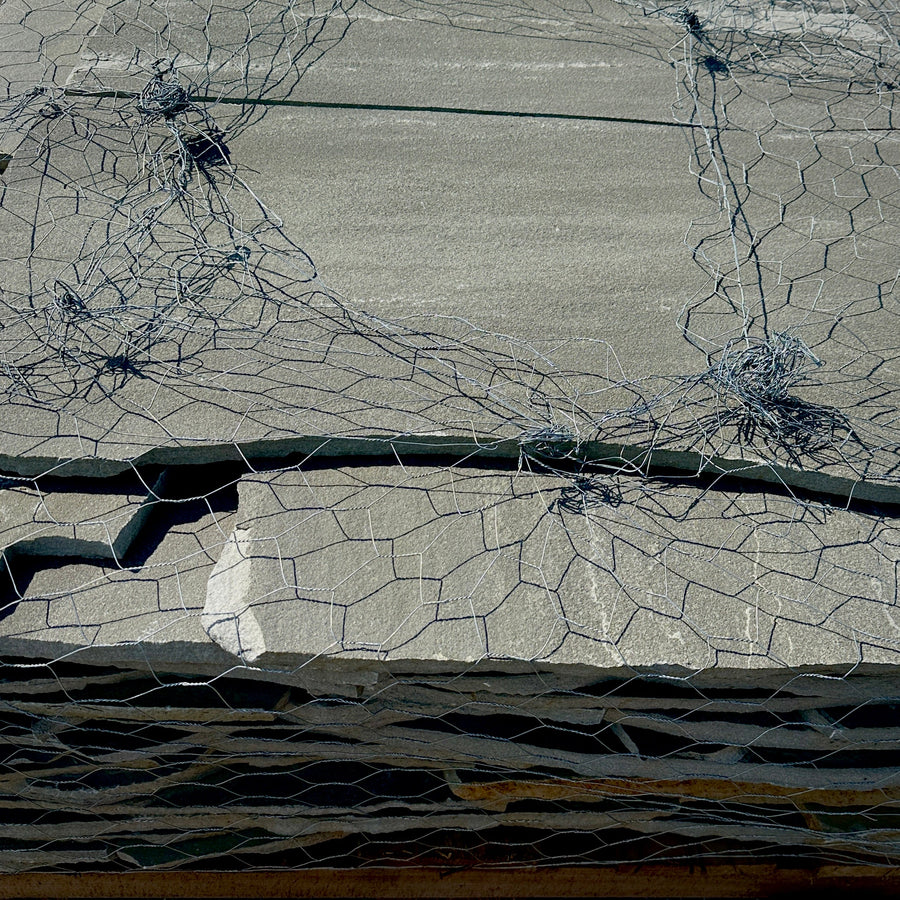 Flagstone – Tons Of Stone