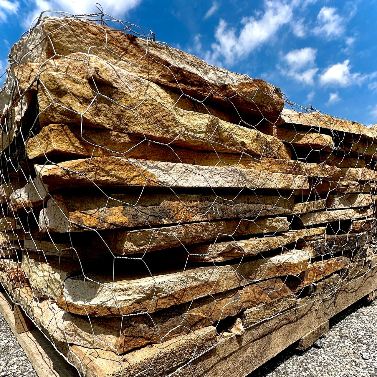 Brown Mountain Flagstone Medium- 2000 Pound Pallet – Tons Of Stone