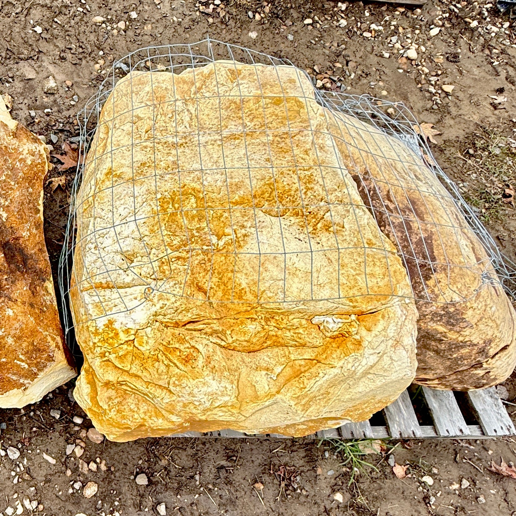 Yellow River Boulder- 1-3 per pallet- 1500 - 2000 pound pallet – Tons ...