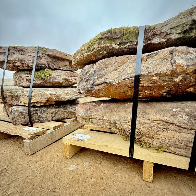 Fieldstone Steppers- 2000 Pound pallet – Tons Of Stone